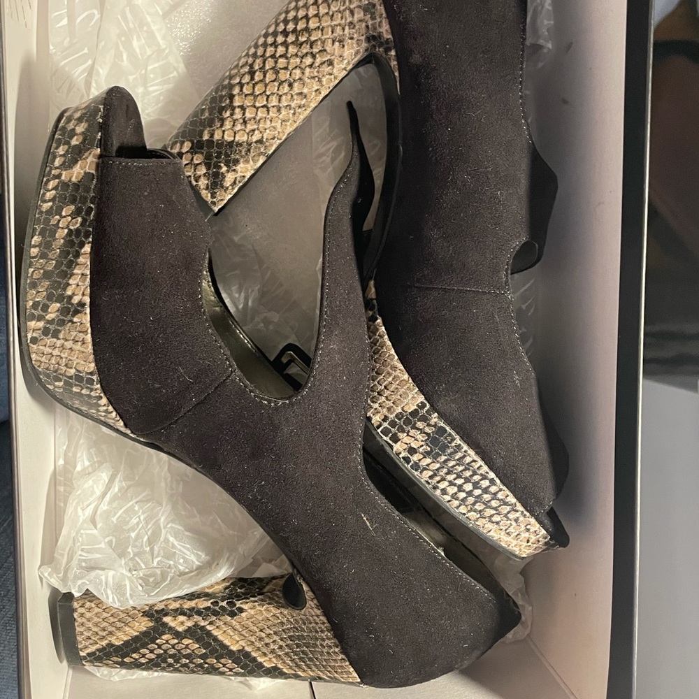 Black Snake Skin Heels - Gem